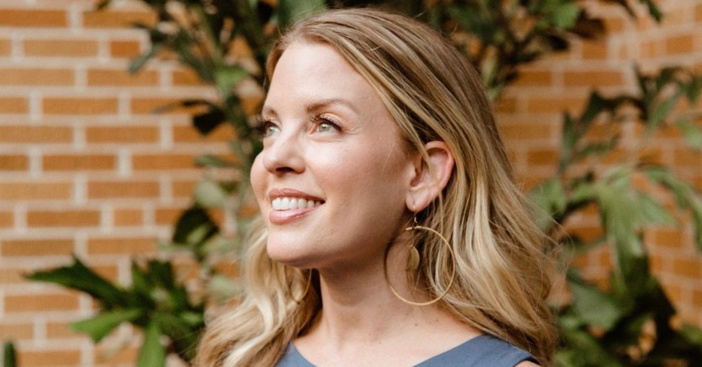 How to Thrive on Instagram as a Yoga Teacher with Jessica Cross ...